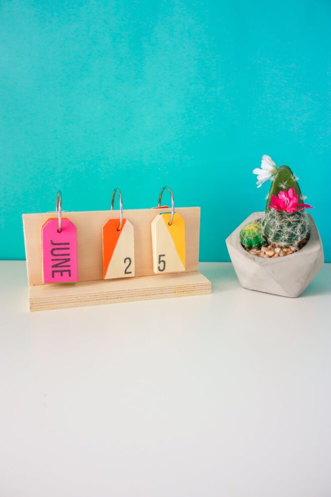 How To Make A Perpetual Calendar - A colorful desktop calendar!
