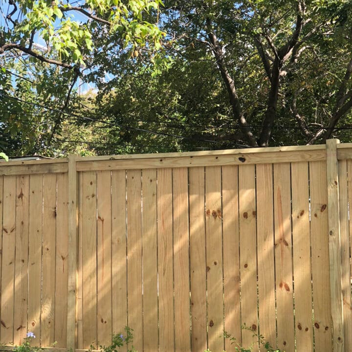 Crafty Ways To Connect A Fence