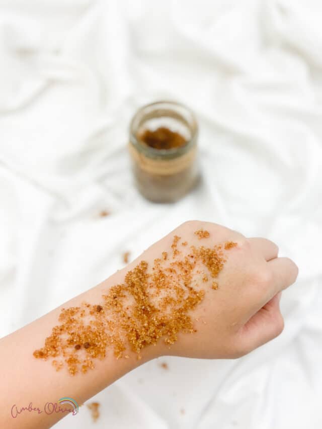 Quick and Easy Brown Sugar DIY Bath Scrub Recipe