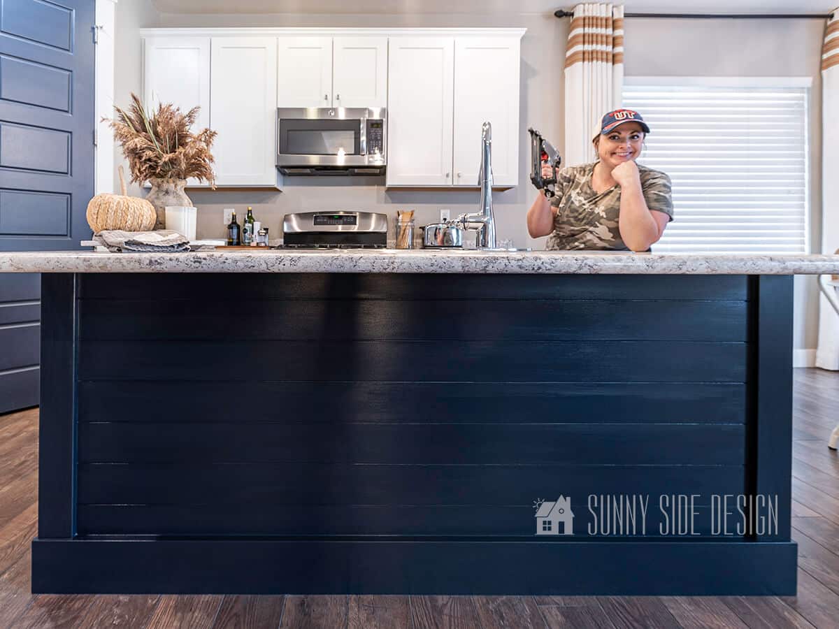 Transform Your Kitchen With These Striking Kitchen Island Colors