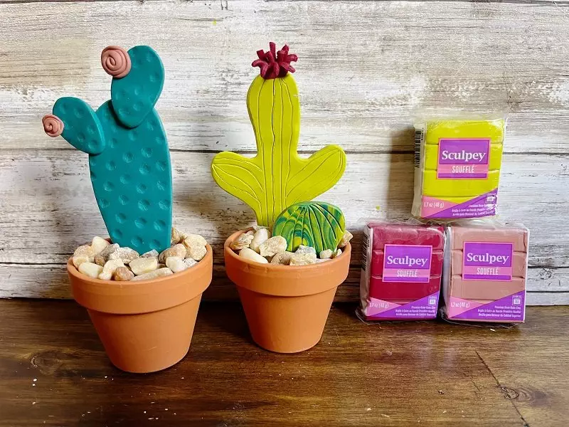 21 Cool Clay Ideas & Craft Projects To Gift or Keep!
